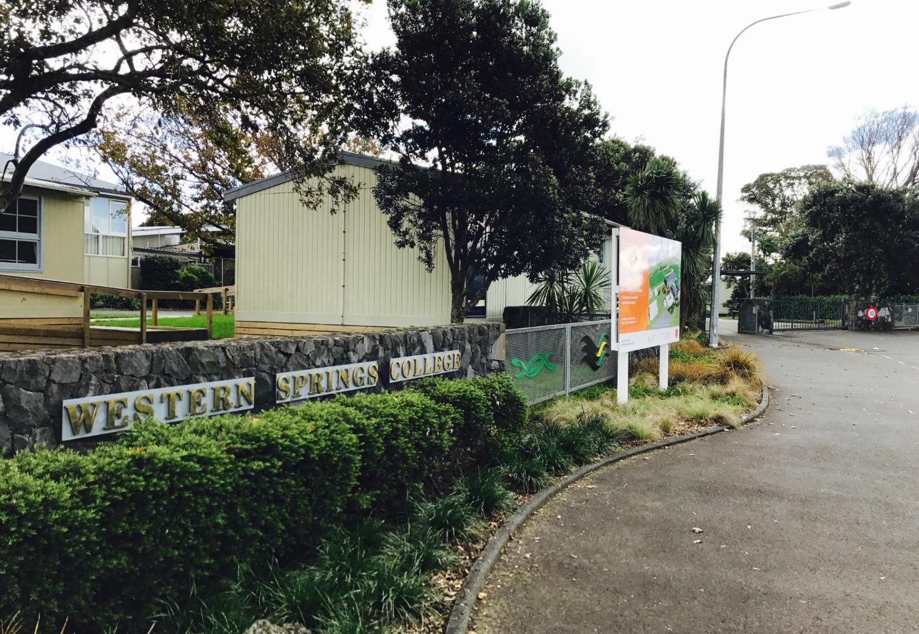 Western Springs College（ウェスタン・スプリングス・カレッジ）【2021年度版】 - 海外留学のワールドアベニュー