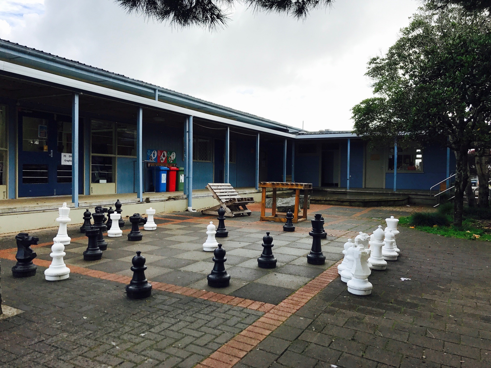 Western Springs College（ウェスタン・スプリングス・カレッジ）【2021年度版】 - 海外留学のワールドアベニュー