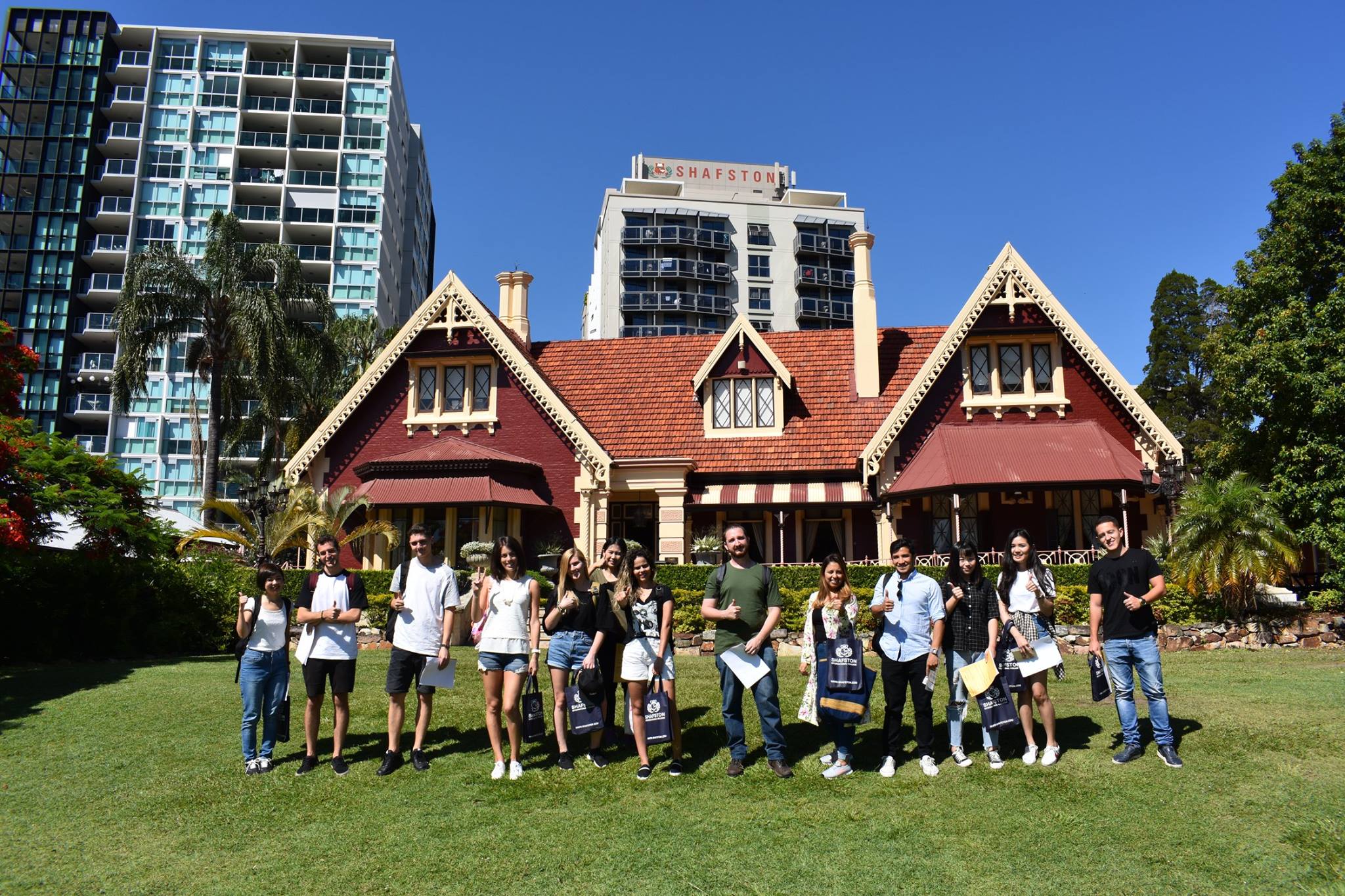 Shafston International College【2024年度】 - 海外留学のワールドアベニュー